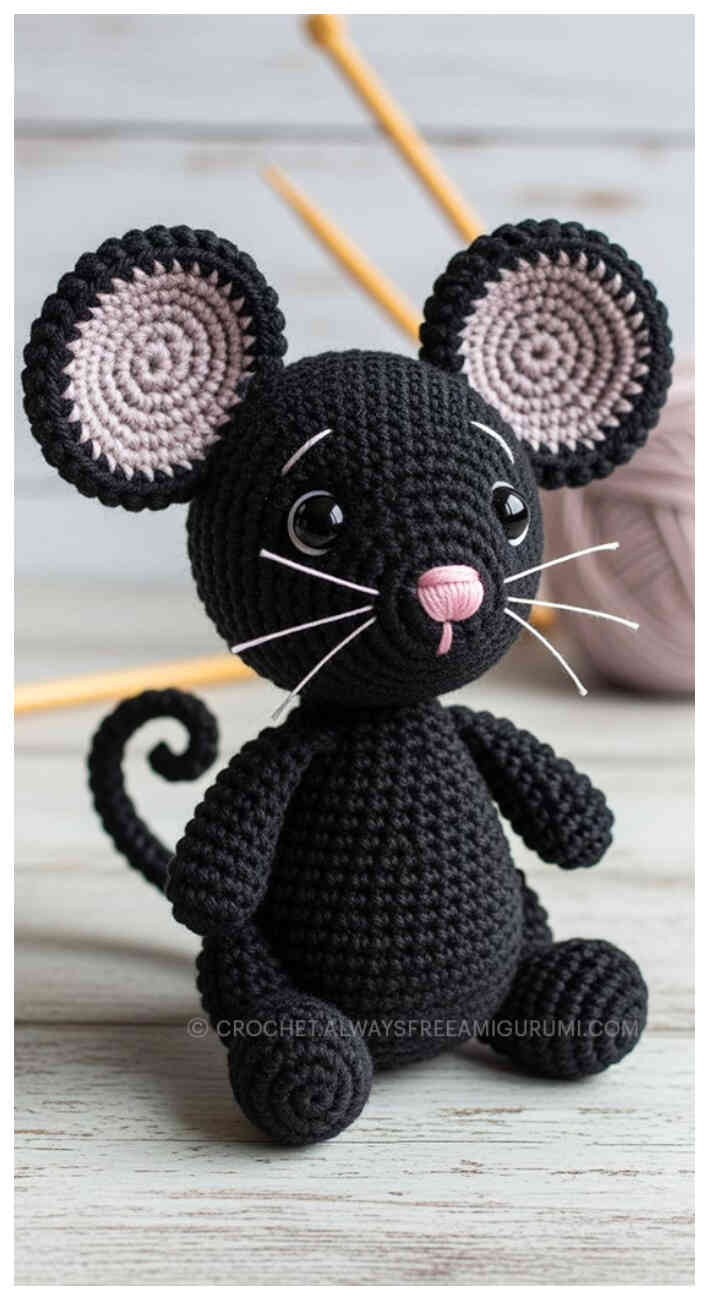 Amigurumi Little Mouse Free Crochet Pattern - Amigurumi